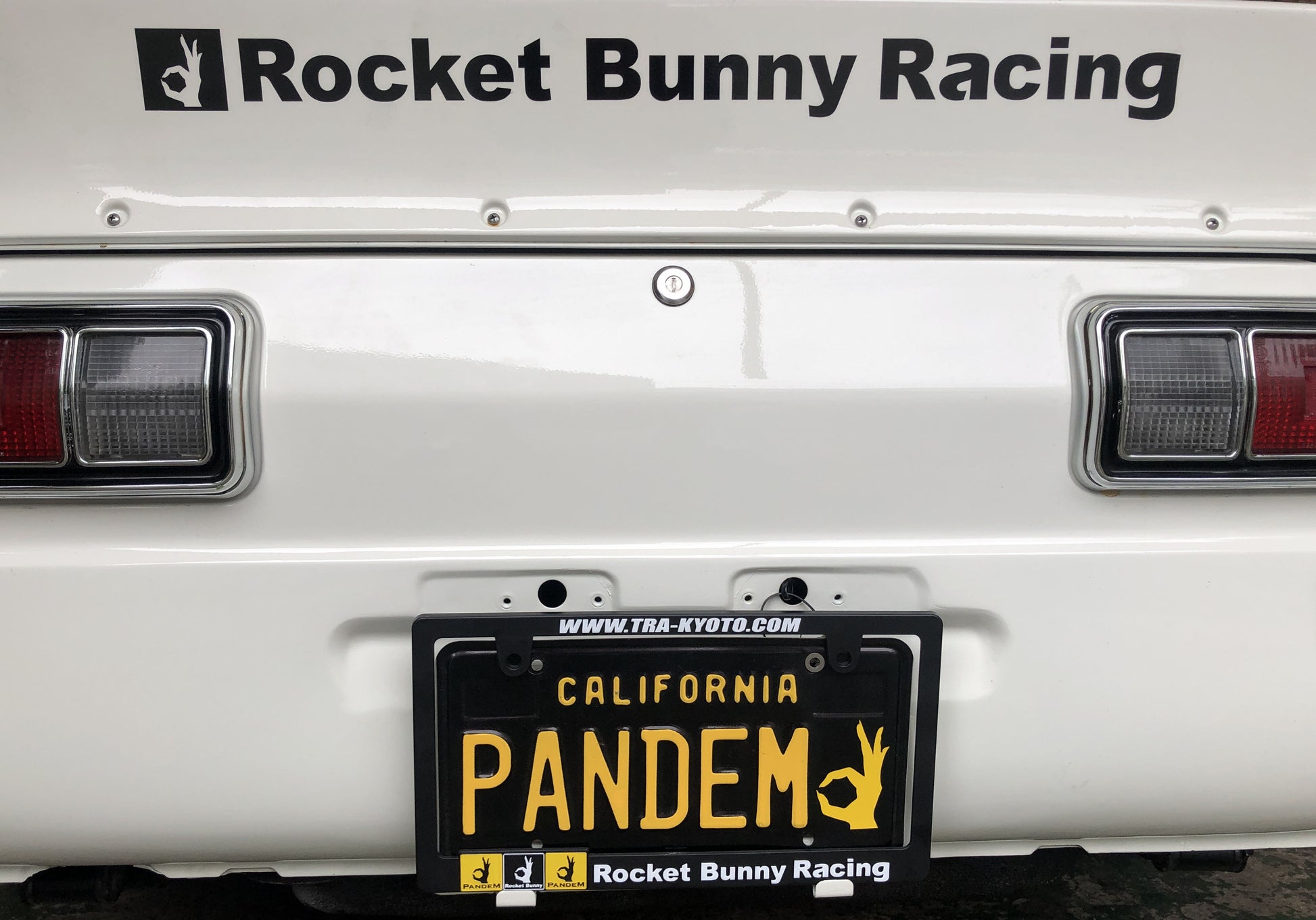 Rocket Bunny Pandem LICENSE PLATE FRAMES – Rocket Bunny PANDEM UK